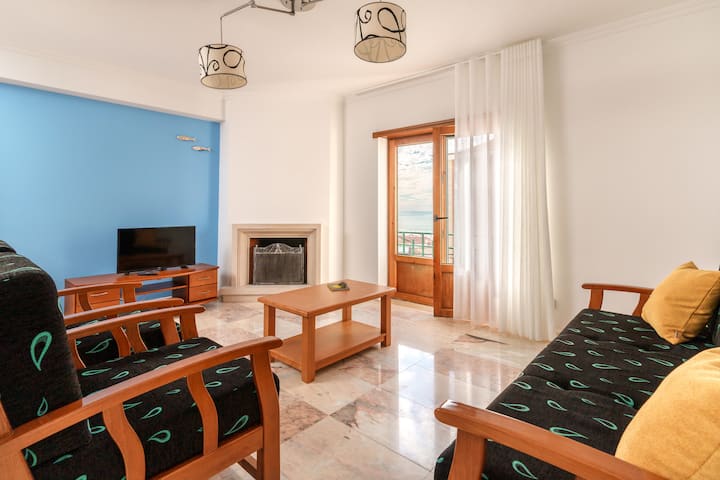 Dina´s Home At Nazaré Beach - Alcobaça