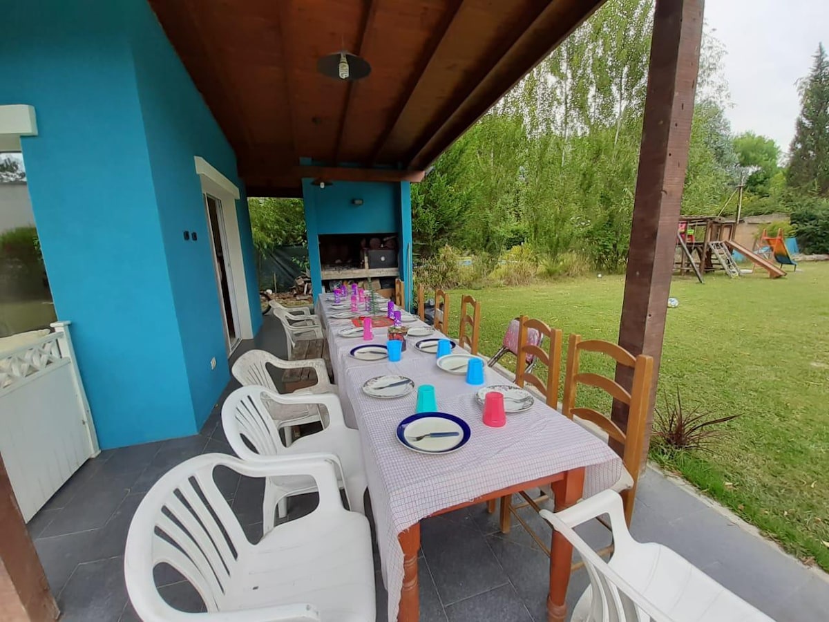 Linda casa com piscina - Casas para Alugar em Capilla del Señor ...