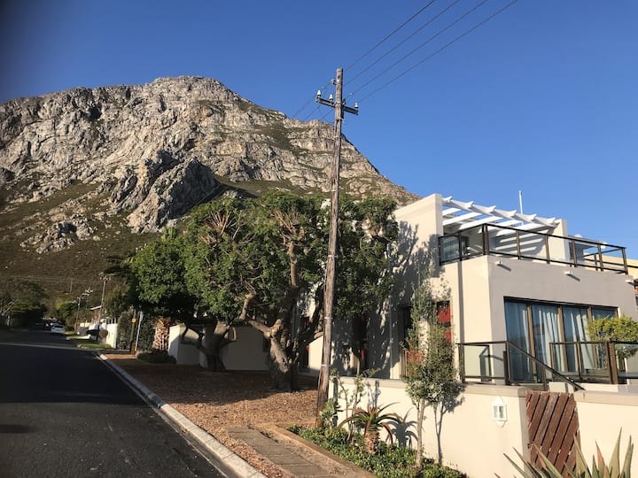 Voëlklip Family Holiday Home - Hermanus