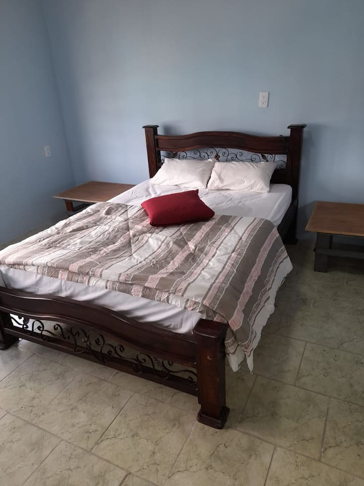 Ideal Para Trabajar Y Descansar - Cartago, Costa Rica