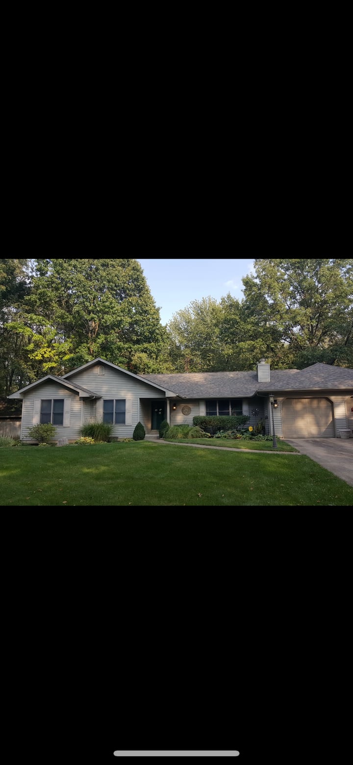Fmly Home, >1mile From Nd Campus - Notre Dame, IN