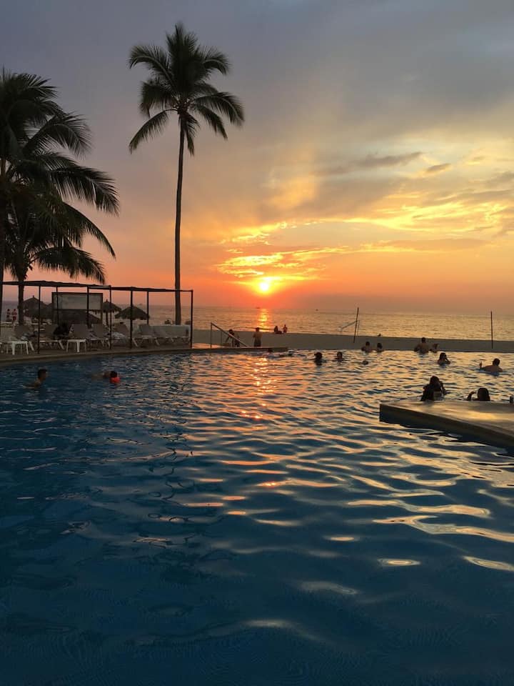 *Beach And Pool At Hotel Zone Pv - Puerto Vallarta