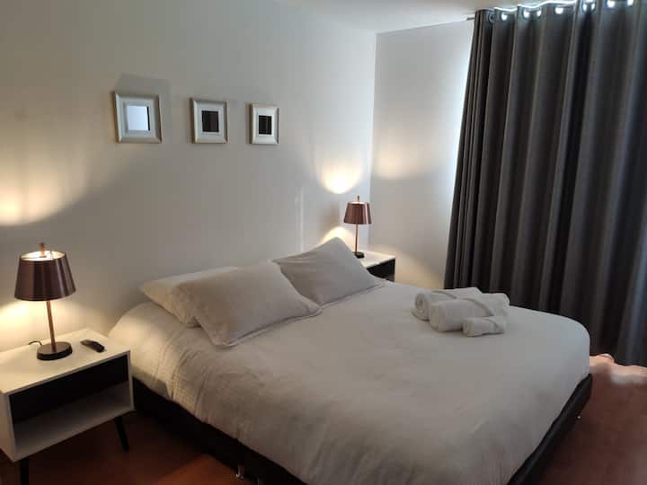 Lovely Central Apartment In International Center - Bogotá