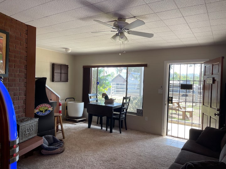 Cozy 1 Bedroom Guesthouse/ Ranch Experience - San Diego, CA