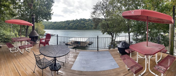 3-bedrooms With Lake Access - Gravois Mills, MO
