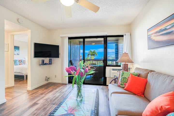 Central And Bright 2 Br, 2 Ba, Pool & Oceanview - Lihue, HI