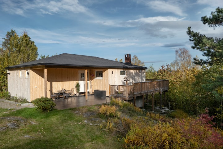 Idyllic Holiday Home In The Treetops (Near Oslo)