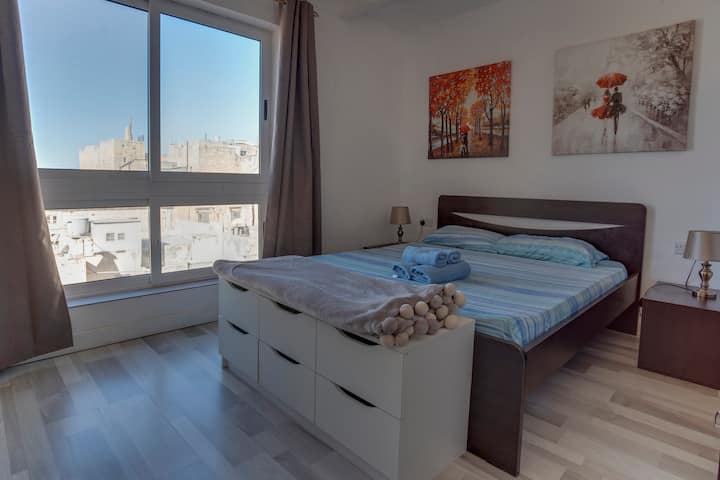One Bedroom Sea View Flat In Heart Of Valletta - Valletta