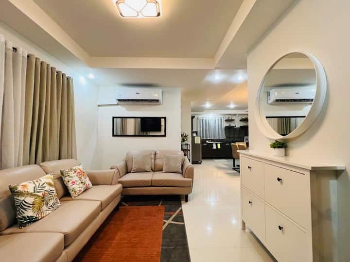 Relax & Unwind Near Vistamall | Netflix+ Bbq - Davao City