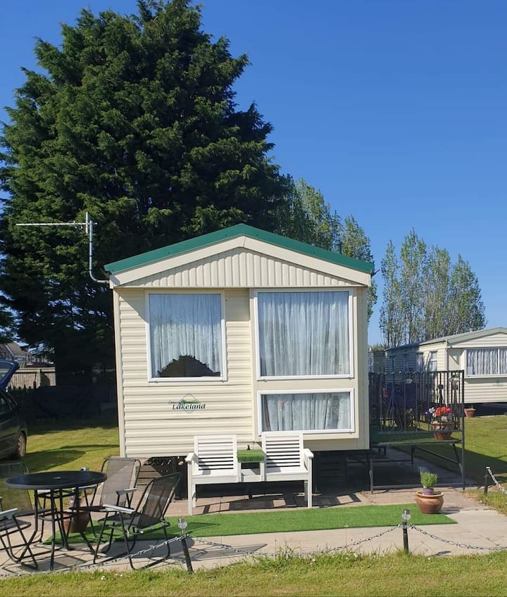 Lovely 3 Bedroom Caravan Hire - Ingoldmells
