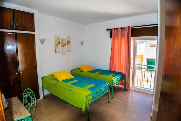 Quarto Privado Na Baixa De Albufeira (Old Town) - Albufeira