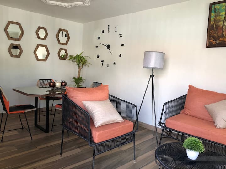 Casa Ocampo/ Linda, Limpia, Wifi Con Cochera - Ciudad Guzmán
