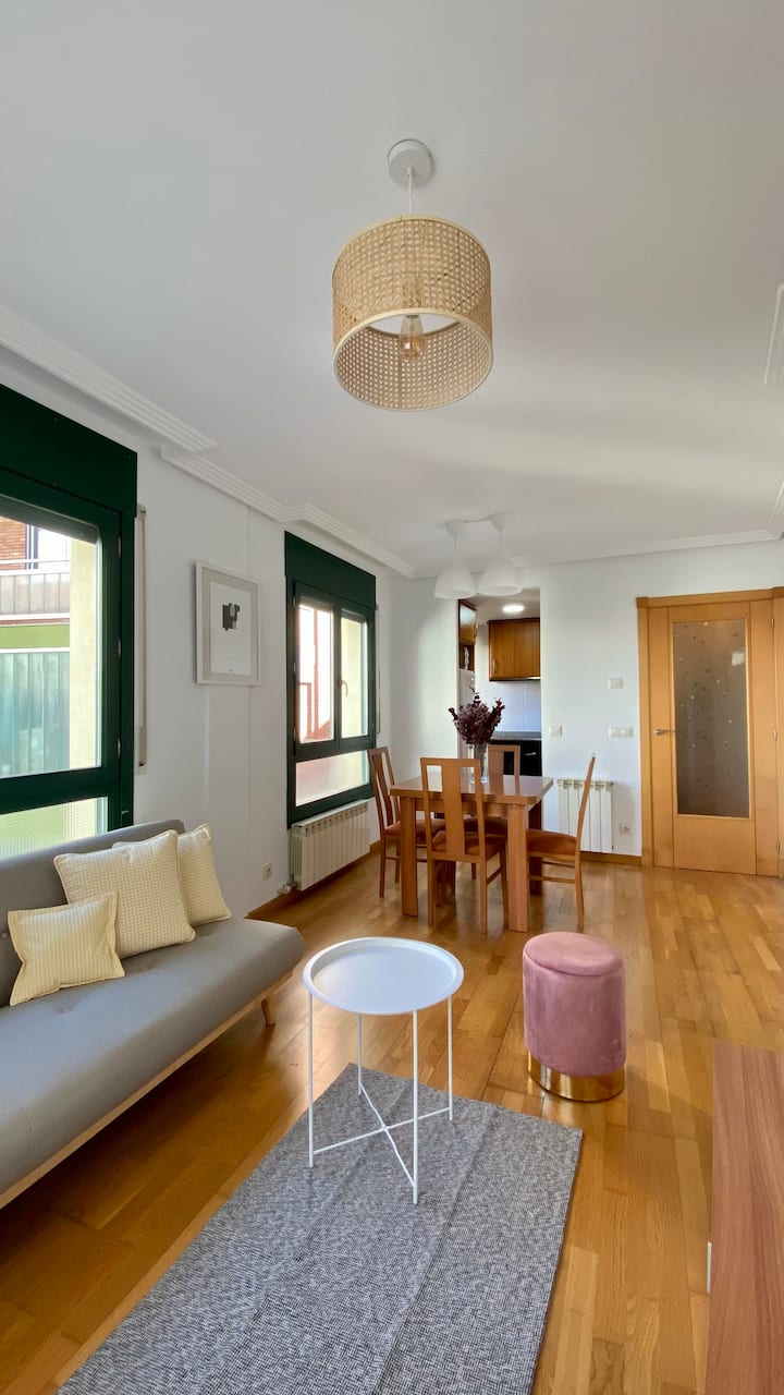 Casa Lima - Un Apartamento Familiar Y Acogedor - Barbastro