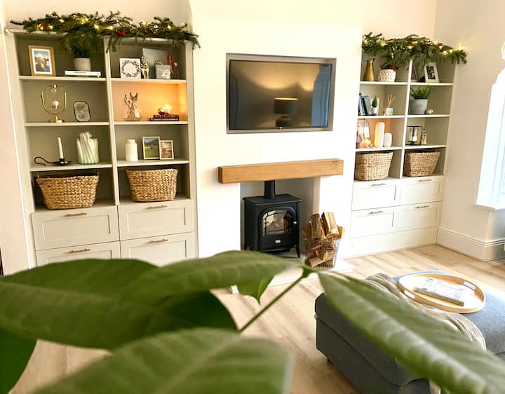 Beautiful Four Bed Property - Southport