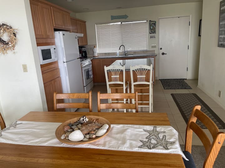 Beautiful 2 Bedroom Beach And Pajaro River View - Watsonville, CA