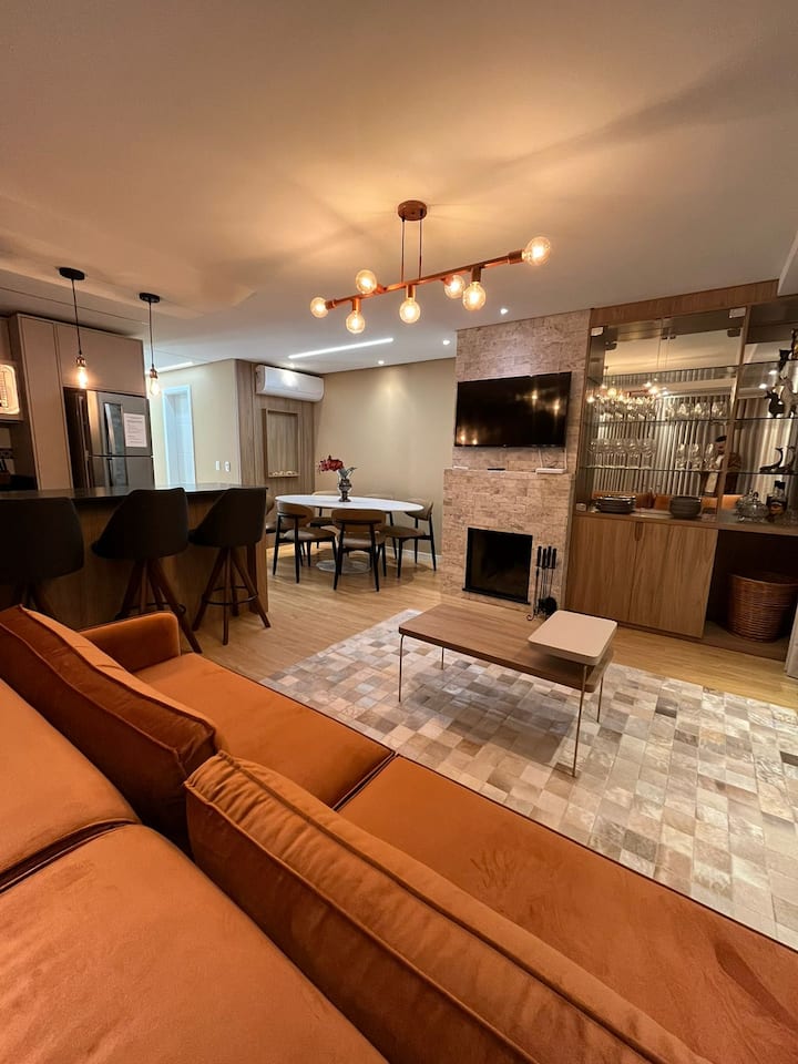 Apto Espetacular, 2 Suítes, A 30 M Da Rua Coberta - Gramado