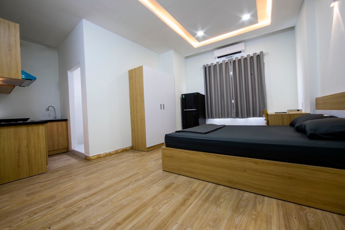 Studio, Full Funiture, near the airport & Center - Apartments for Rent ...