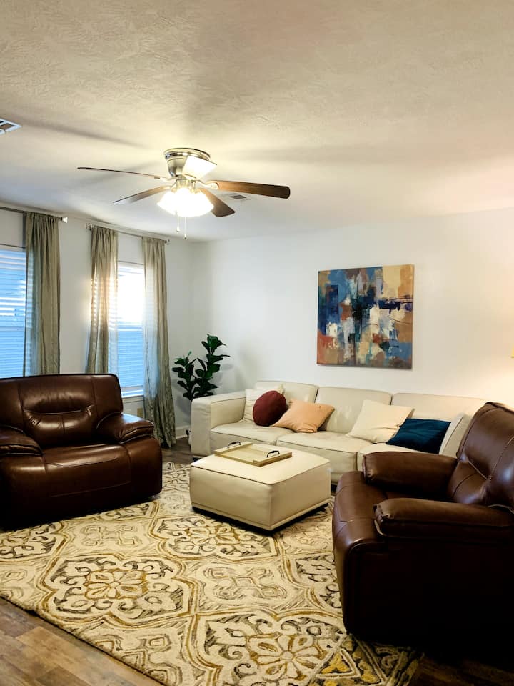 Bright 3br 2.5ba Getaway Special Disc At 28+ Days - Pasadena, TX