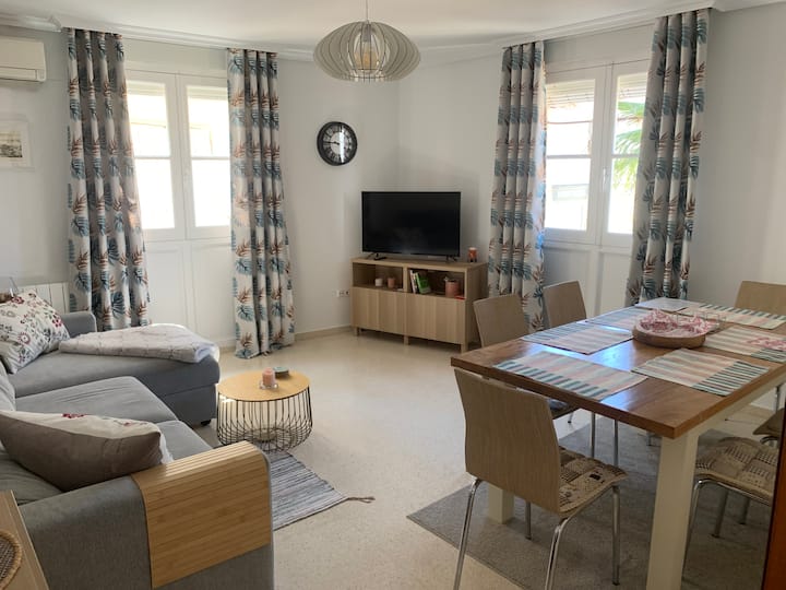 Schöne 4-zimmer-wohunung Im Herzen Von Cadiz - Cadix