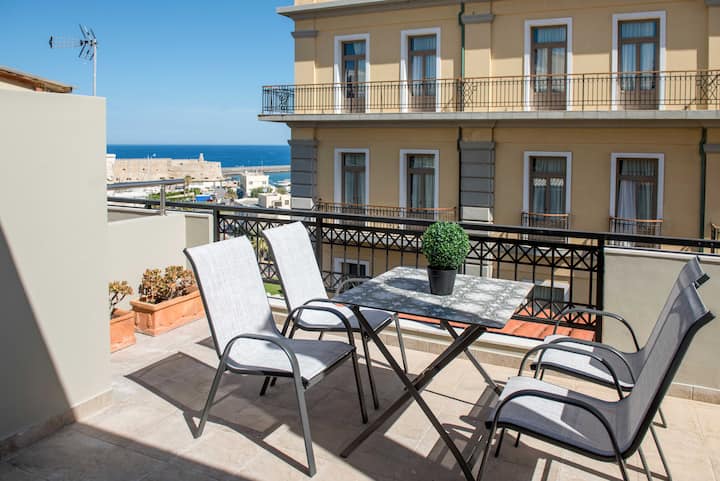 Harbour View 1br-terrace, Walk To Old Town &Port 5 - Heraklion