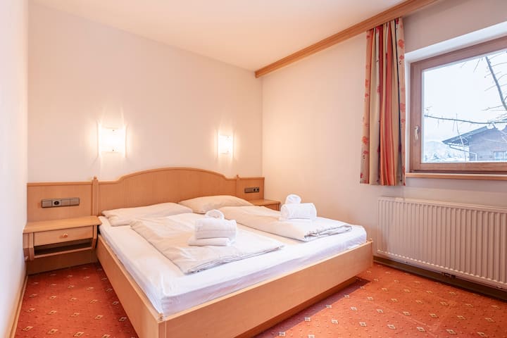 Apartment With 2 Bedrooms For 5 Persons - Kitzbuhel