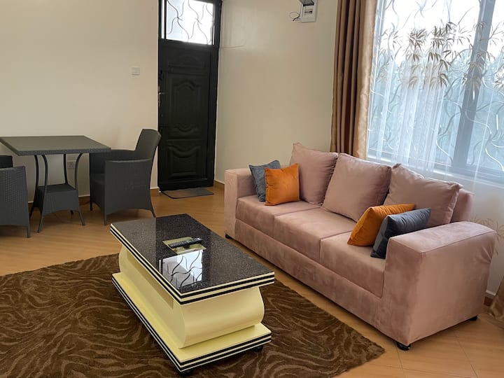 Bukoto Kisasi, Netflix And Wifi - Kampala