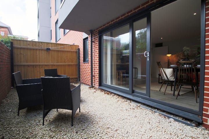 Garden Flat, Own Entrance, Central Bournemouth! - Bournemouth