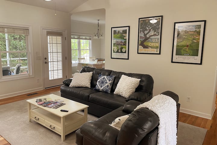 Pinehurst #6 - 4 Bdrm/2 Bath - Handicap Accessible - Whispering Pines, NC