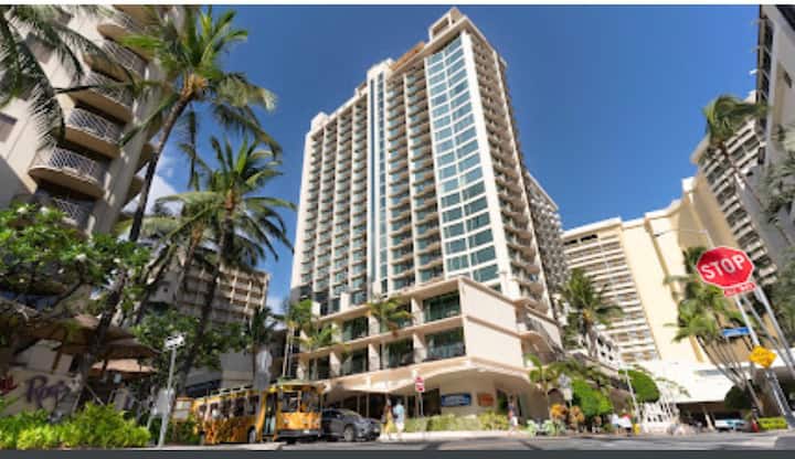 The Imperial Hawaii Resort Steps Away From Beach! - Honolulu, HI
