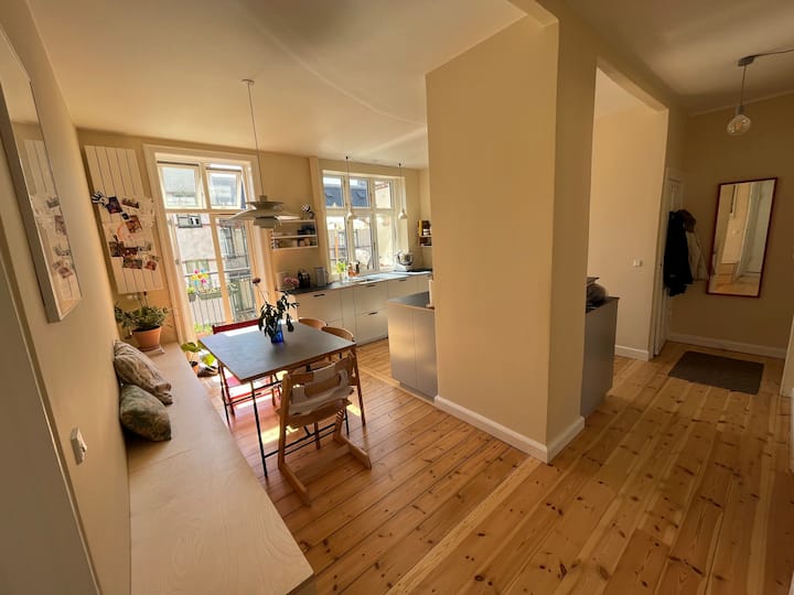 Newly Renovated Top-floor Apartment In Nørrebro - Copenhague