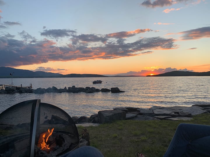 Idyllic Waterfront 4 Season Camp On Moosehead Lake - Lily Bay State Park, Beaver Cove