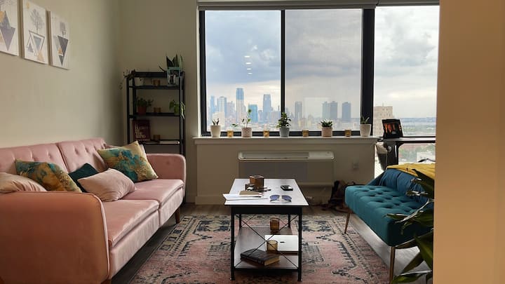 Wake Up To The Nyc Skyline. - Hoboken, NJ