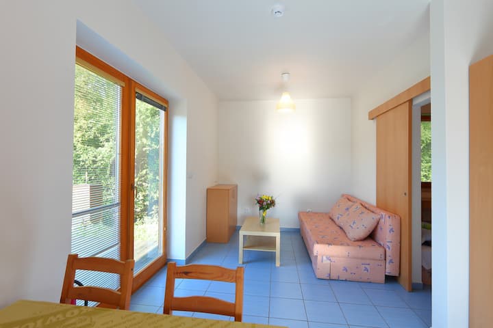 Bungalov V Přírodě S Vanou čI Sprchou - Otrokovice