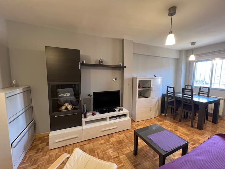 Acogedor Y Luminoso Apartamento Cerca Del Centro - Madrid