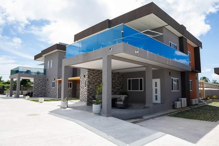 Seaclusions Villas And Conference Centre - Tobago