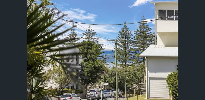 Seaside 2 Bedroom Unit At Happy Valley, Caloundra - Australia