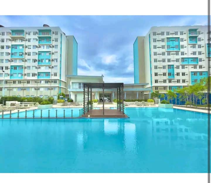 Classy Cozy Condo Apartment - Dumaguete