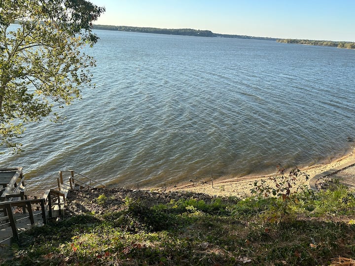 Waterfront Cabin | Stairs To The Beach - Lake Hudson, OK