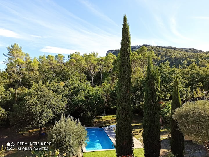 Adorable Chambre D'hôtes Avec Terrasse Et Spa - Saint-Maximin-la-Sainte-Baume