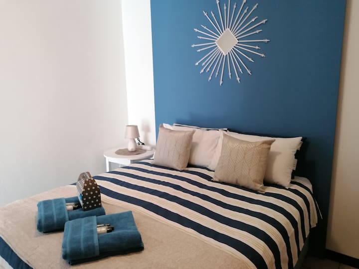 3. Pet Friendly. Ufs-2km, N1-2.3km, Mediclinic-4km - Bloemfontein