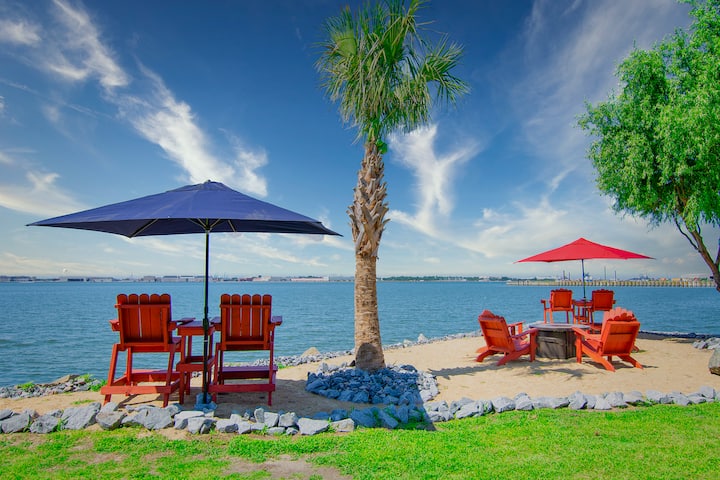 Exceptional Caribbean Style Villa W/ Waterviews - Norfolk, VA