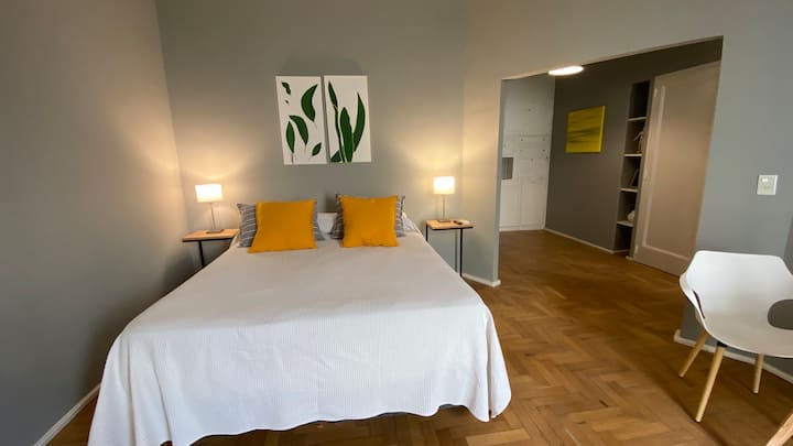 Departamento De Categoría En Zona Centro - Buenos Aires