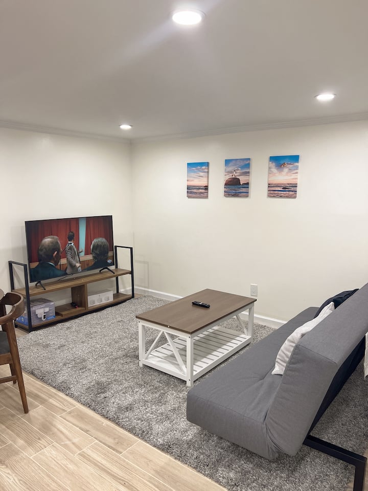 Gorgeous 2 Bedroom Home  Queens Ny - New York City