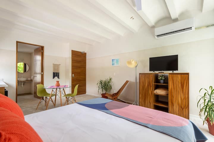 Bello Loft 9 En Centro Cancun C/alberca Y Balcón. - Cancún