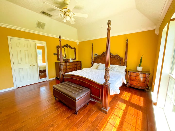 Gorgeous 4-bed Family Home Close To At&t Stadium - Cedar Hill, TX