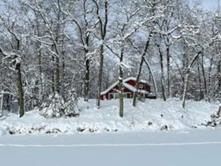 Osprey Hideaway: Near Hayward, Close To Trails! - Wisconsin