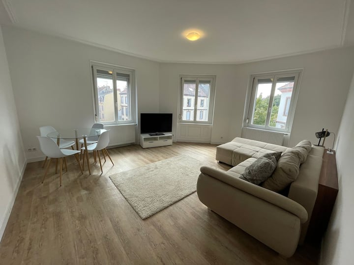 Mulhouse, Très Bel Appartement Familial Au Calme - Mulhouse