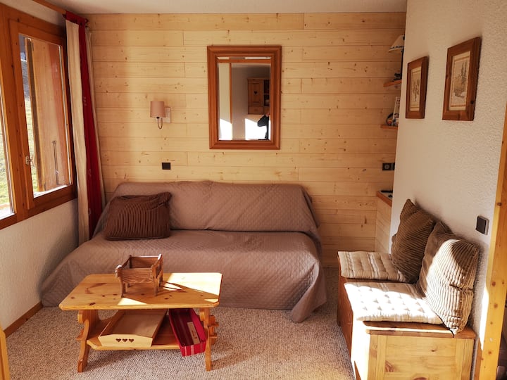 Valmorel : Appartement Au Pied Des Pistes - La Léchère