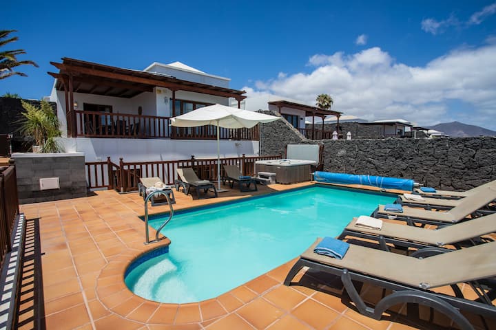 Villa Matias, 4 Habitaciones Y Piscina Privada - Playa Blanca