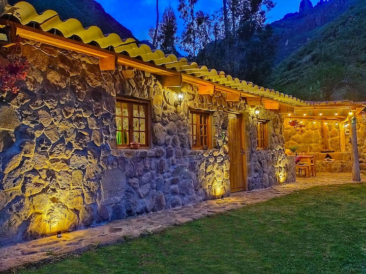 Agradable Cabaña De Piedra Con Vista A Catarata - Provincia de Anta